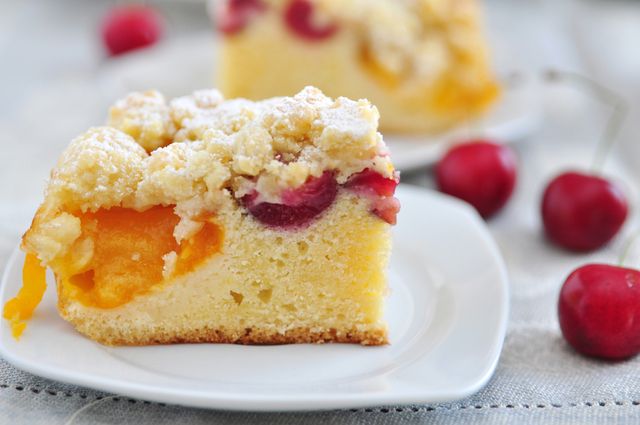 Recept na meruňkový koláč s drobenkou