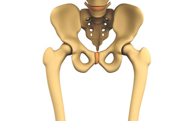 Jak předcházet osteoporóze. Trpí jí každá třetí žena nad 50 let - WomanOnly