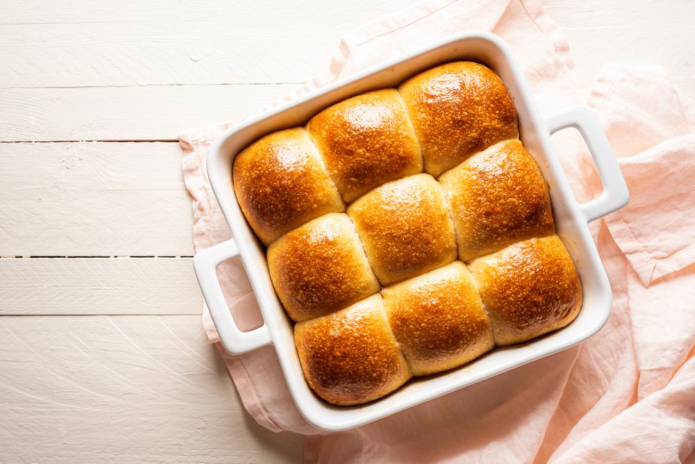 Recept: Kynuté buchty s mákem, tvarohem a povidly - WomanOnly