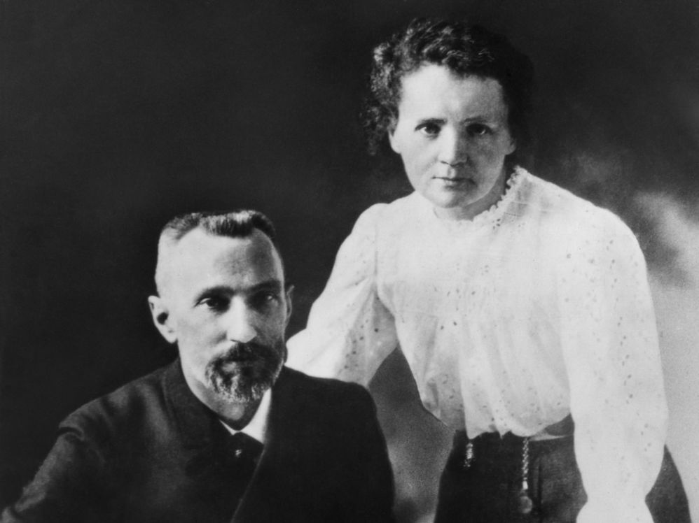 Marie Curie Sklodowská tragicky přišla o manžela. Na své objevy zůstala ...