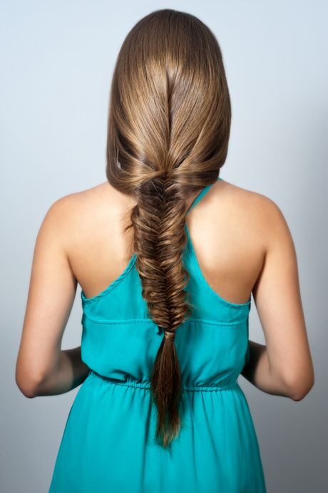 Návod jak udělat rybí cop: Učesat se jako celebrita je snadné - WomanOnly